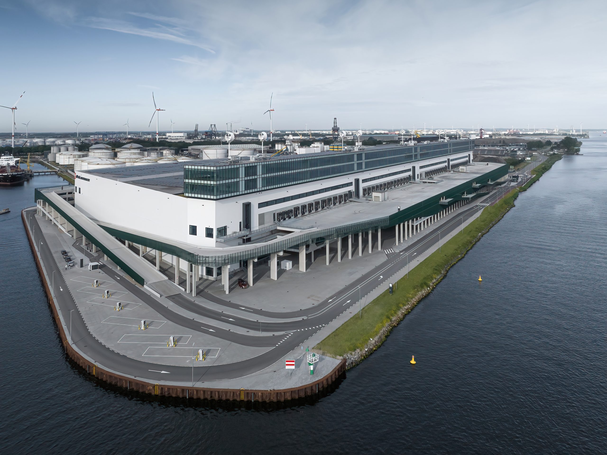 CIRRO Parcel kiest voor CTPark Amsterdam City - Industrial Real Estate ...
